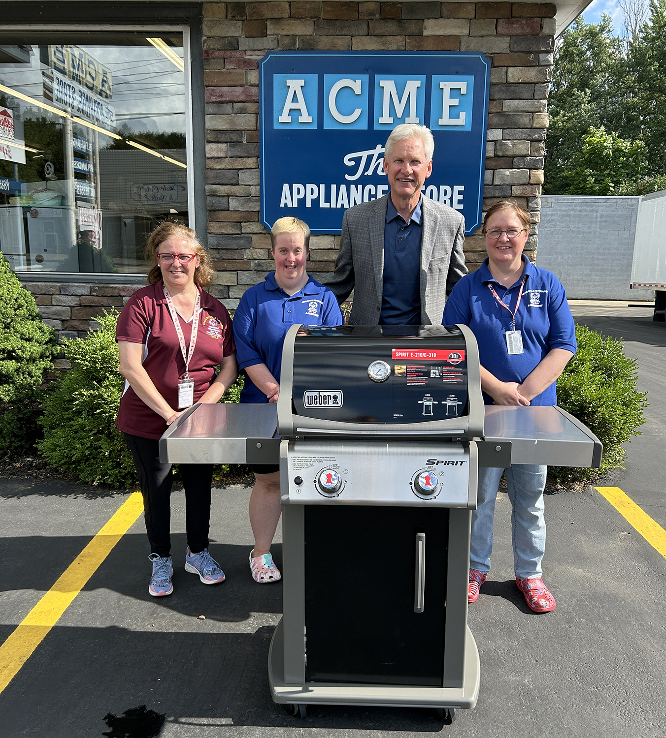 ACME The Appliance Store donates gas grill to TRC Golf Classic | News ...